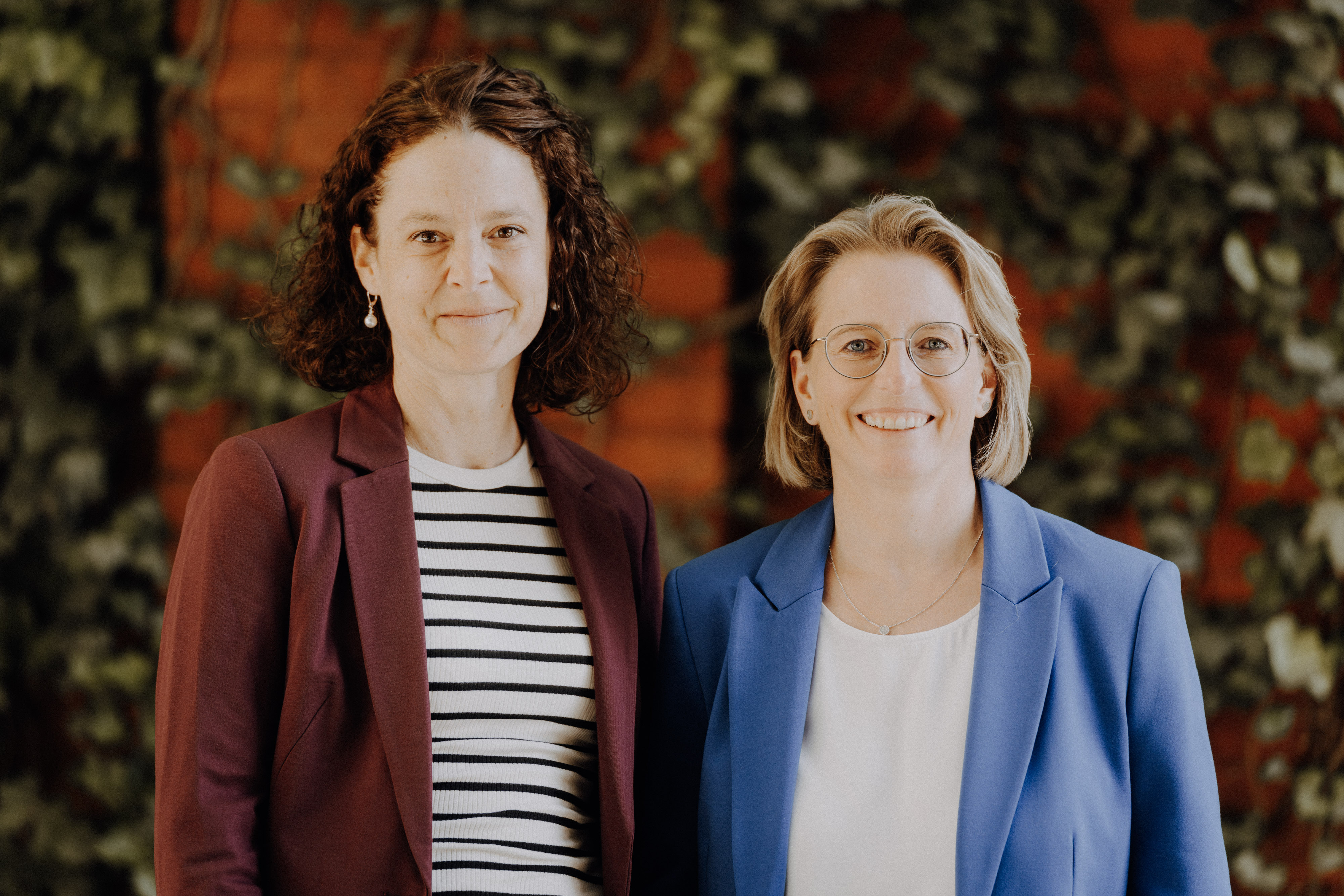 Manuela Voigt and Verena Roth Volkswagen Leasing GmbH